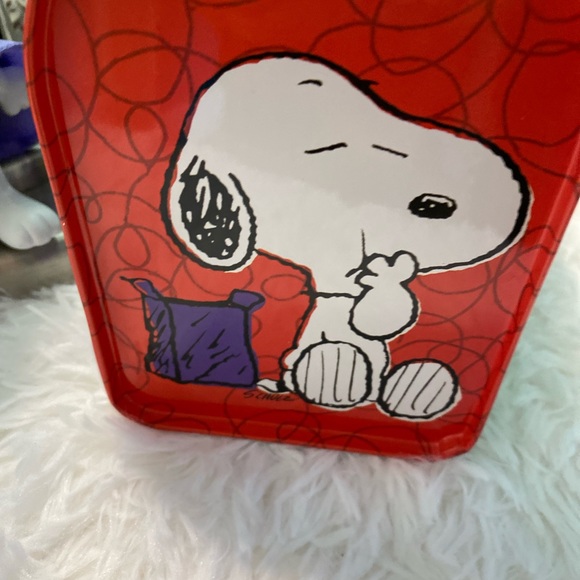 peanuts Inc | Other | Peanuts Lunchbox Snoopy Eating Cookies | Poshmark